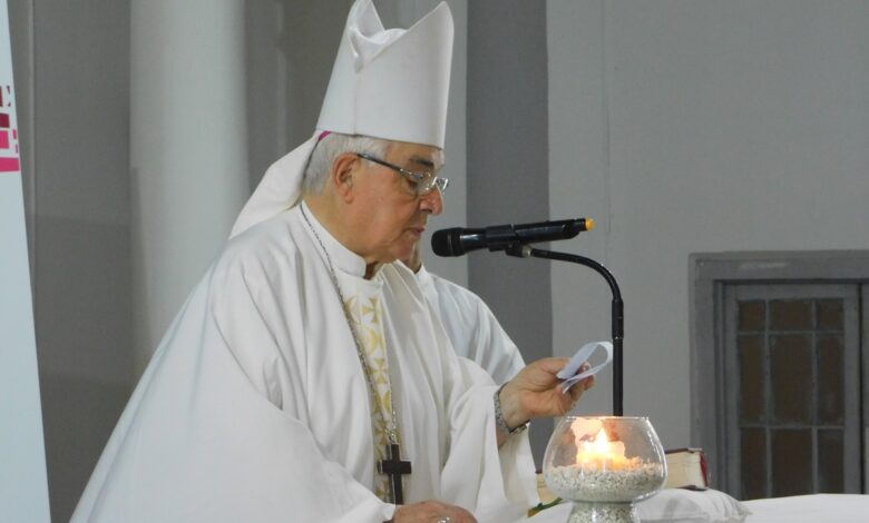 Con gratitud a Dios y a la Virgen, Monseñor Faifer celebró su 21 ...