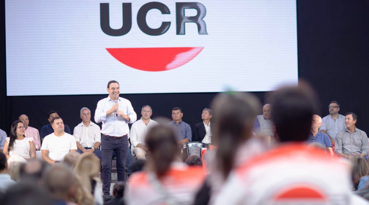 Asumieron las nuevas autoridades de la UCR en la Región Santa Lucía ...